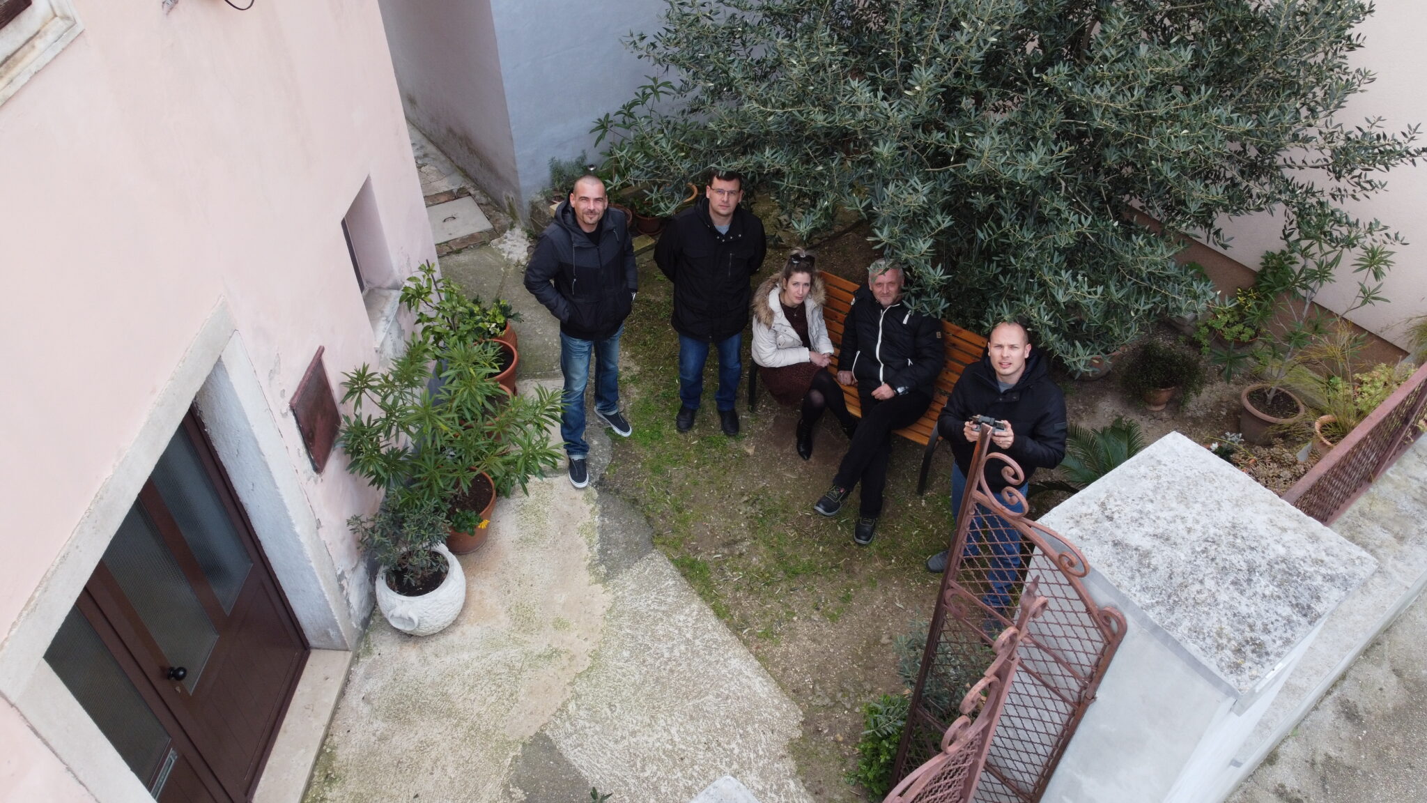 O nama – Geodeti Palin